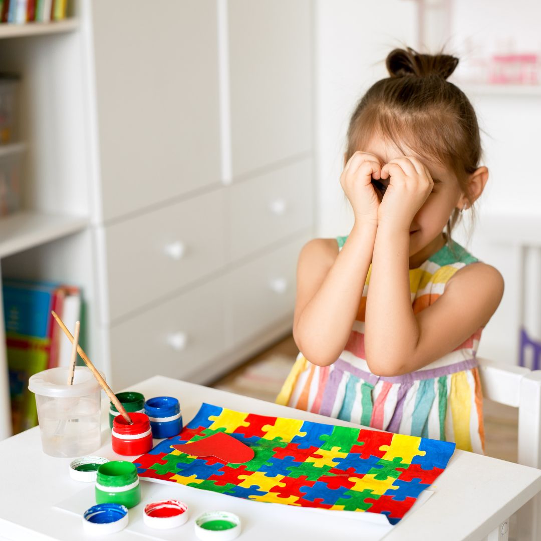 Understanding the Early Signs of Autism in Children - Rainbow ...